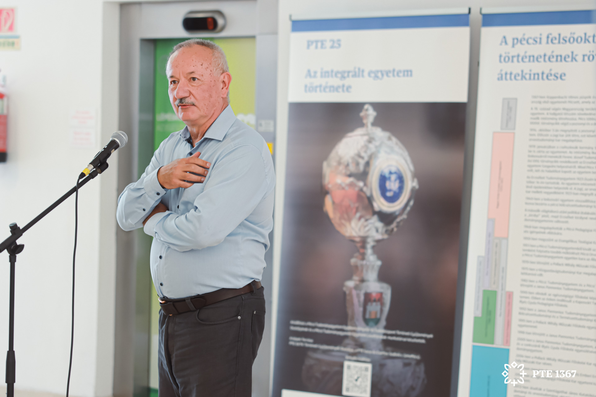 Az integrált egyetem története